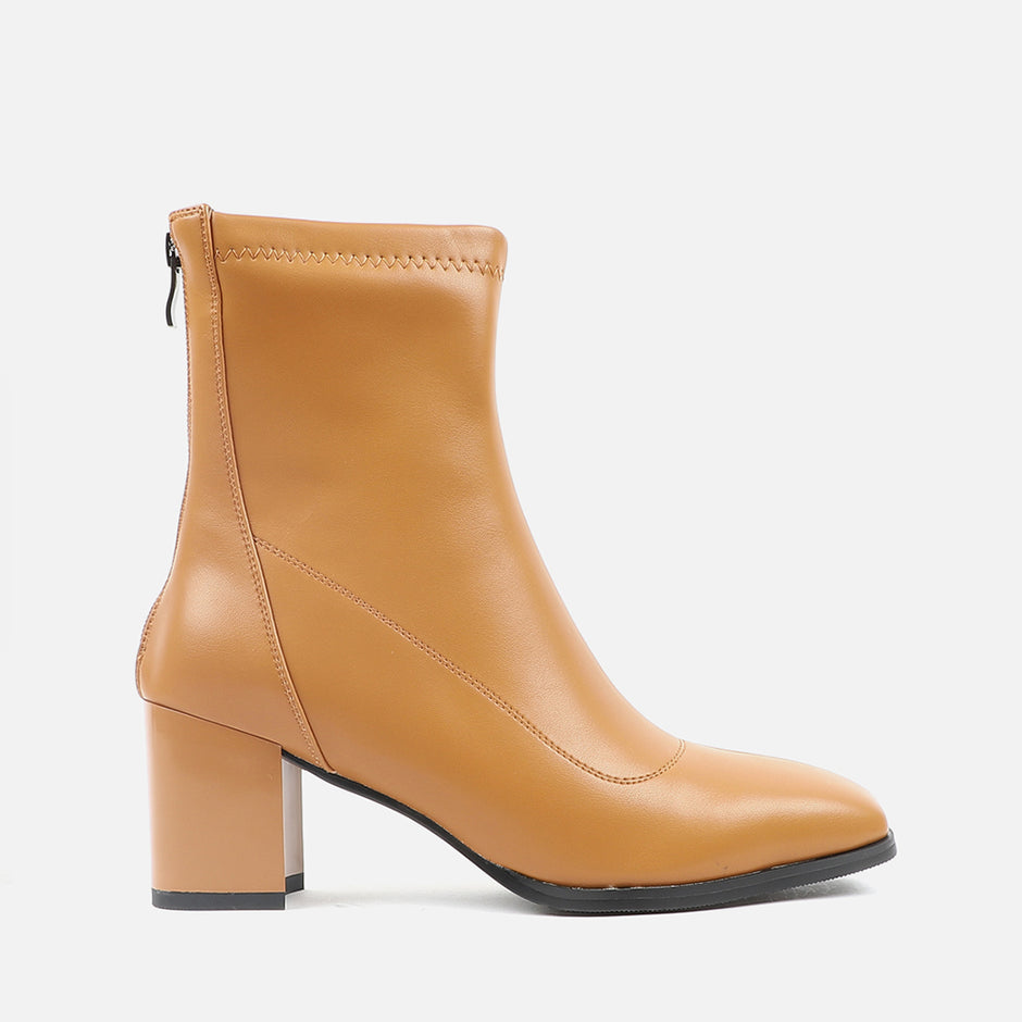 Affordable Luxury Footwear | Handbags | Accessory for Women & Men ...